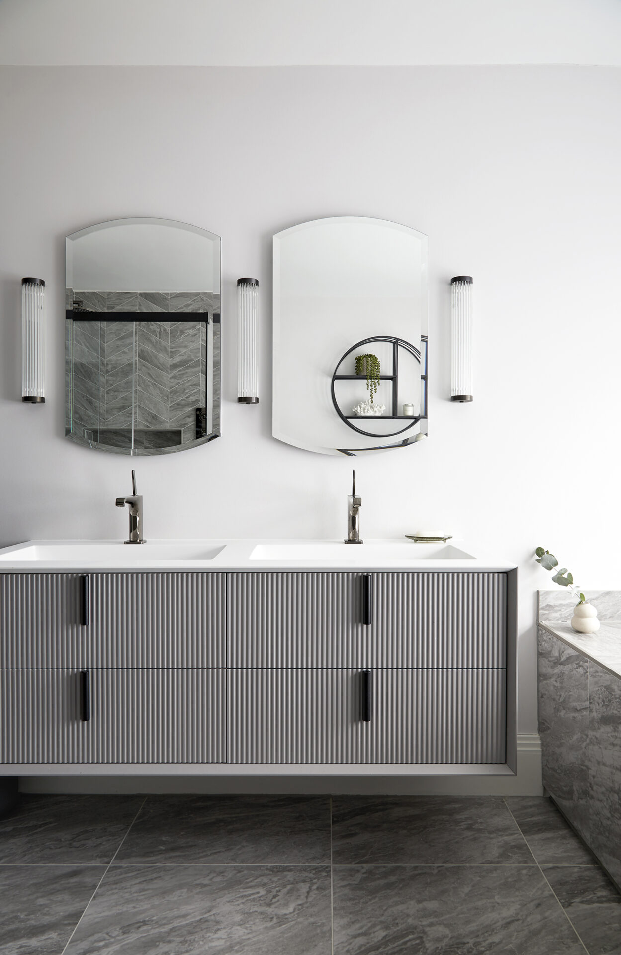 Minoli Supply Simpson & Voyle For Prestigious Properties - Minoli